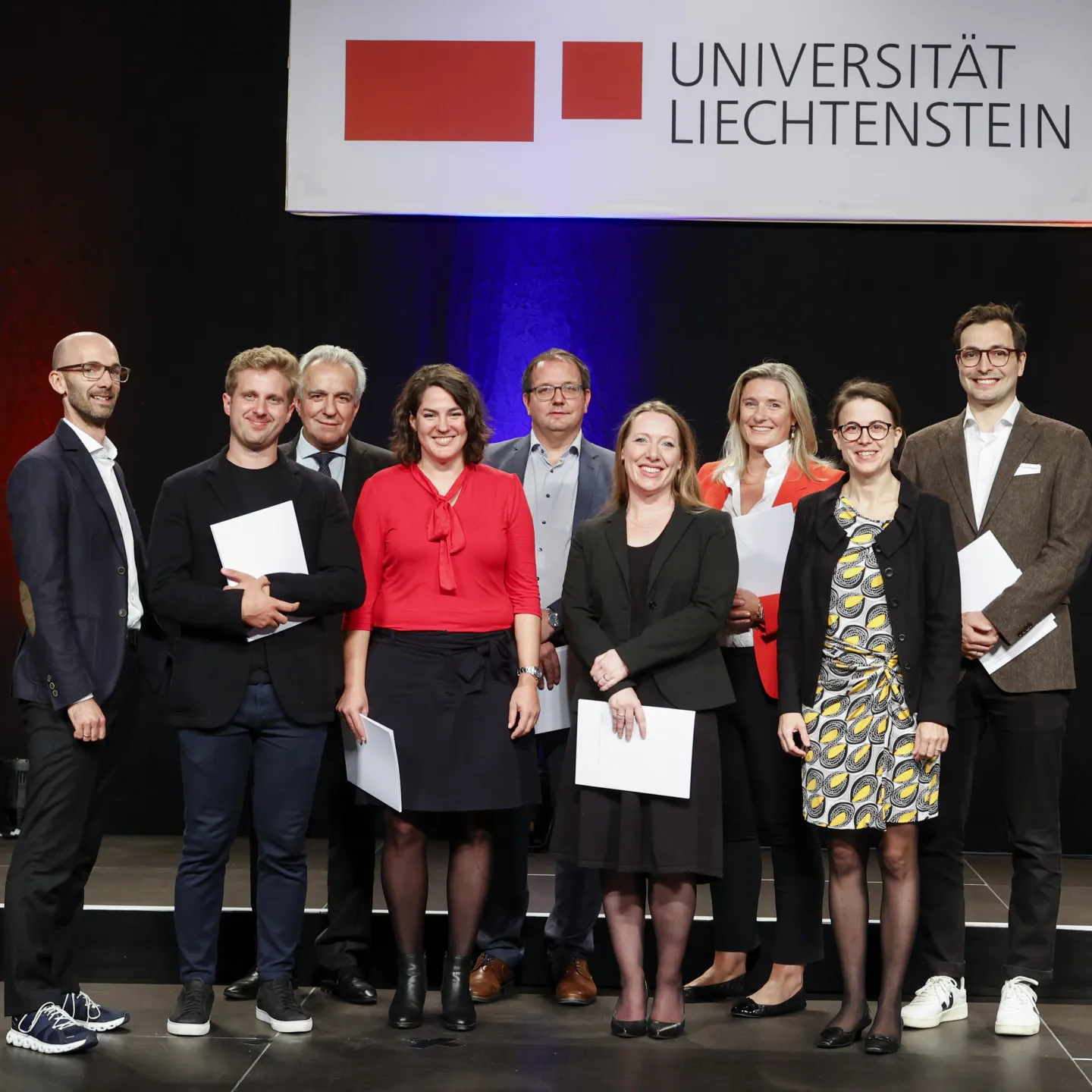 Weiterbildung: 19 Diplome überreicht | Universität Liechtenstein
